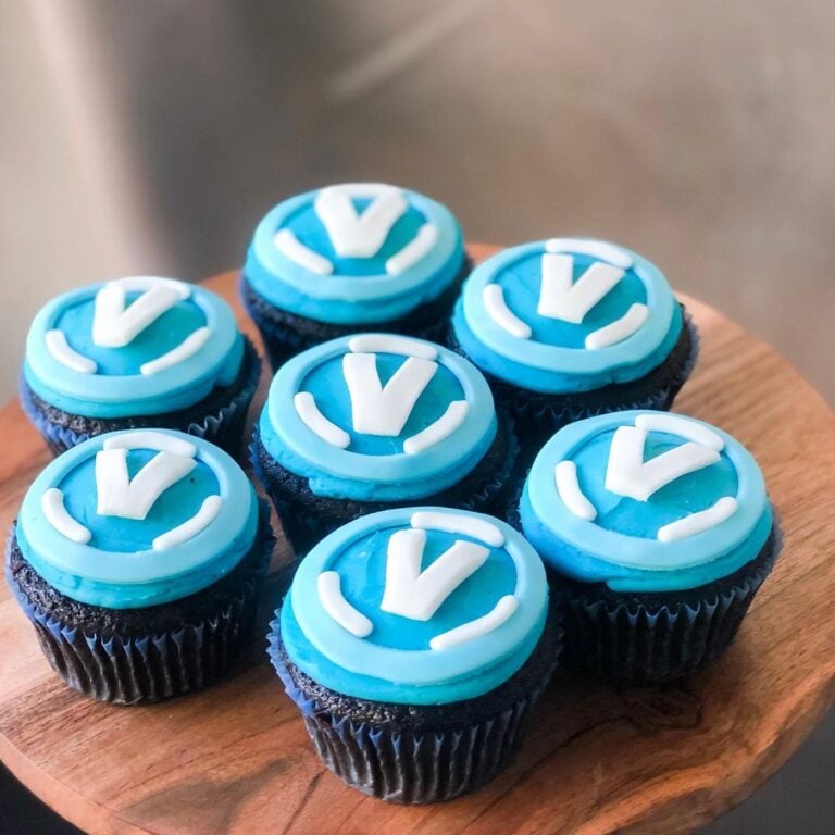 Epic Fortnite Birthday Cake Ideas | Parties Made Personal