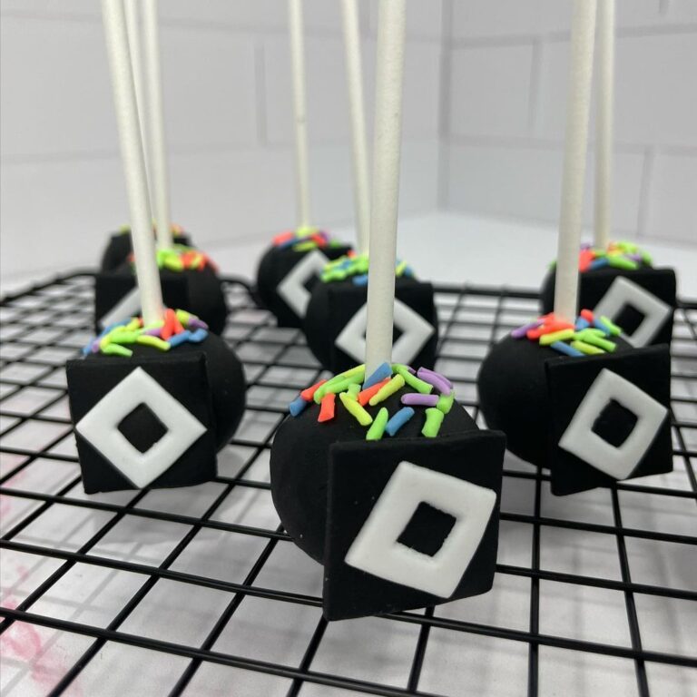 Fun Roblox Birthday Cake Ideas | Parties Made Personal